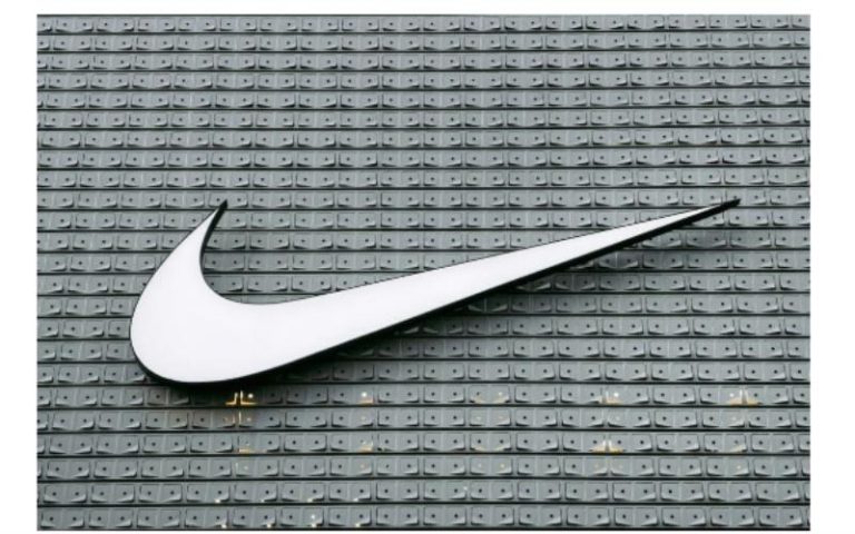 The Role of Micro-Moments in Shaping Brand Perceptions - The Style Plus